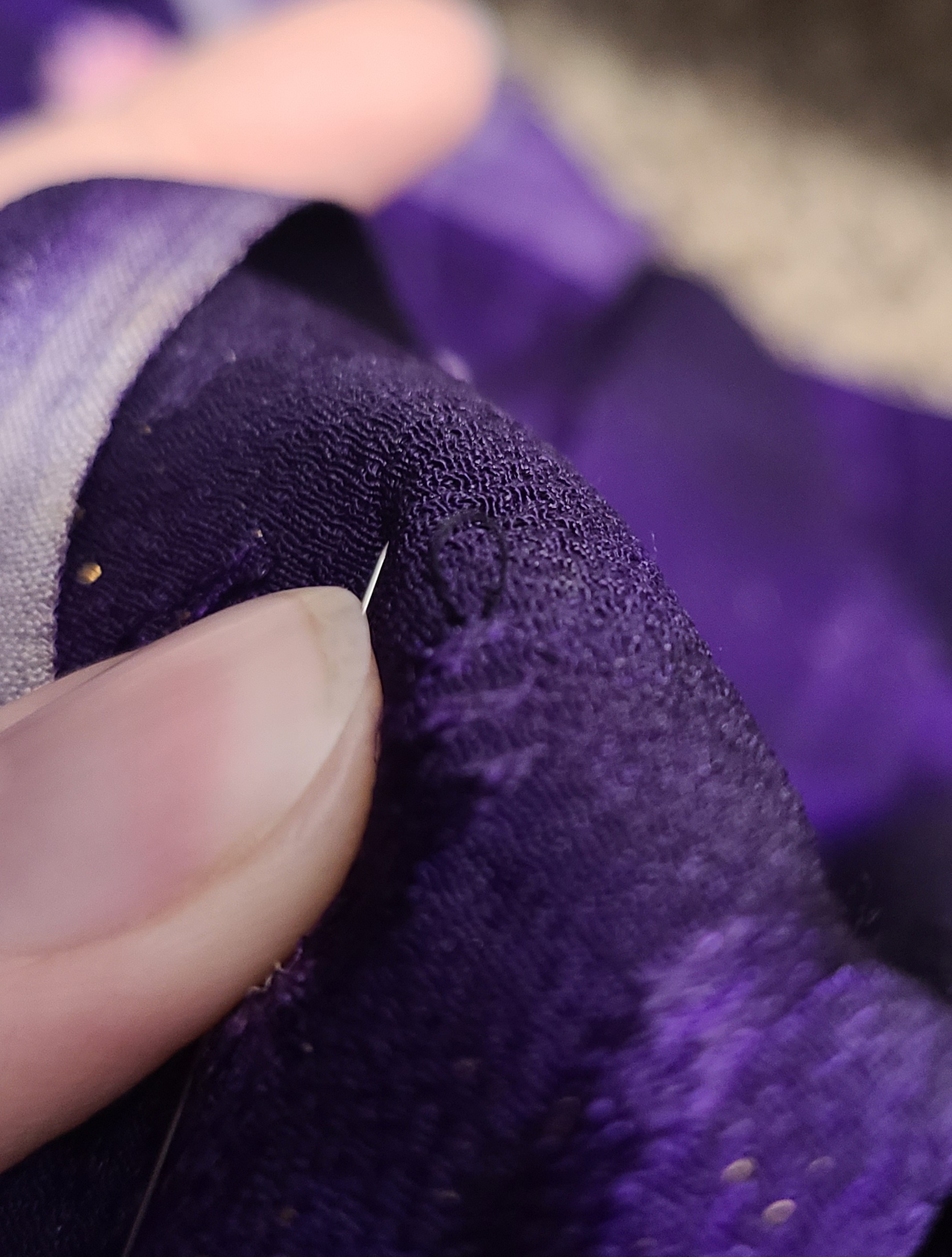 Tutorial–Patching A Hole – Silk & Bones